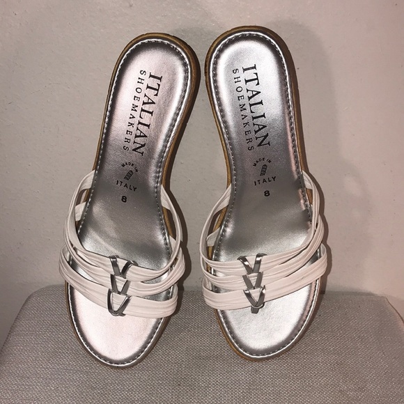 Italian Shoemakers | Shoes | Italian Shoemakers White Sandals Size 8 ...